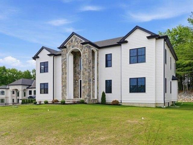 house with 4 bedroom, Middleton MA DS102724828