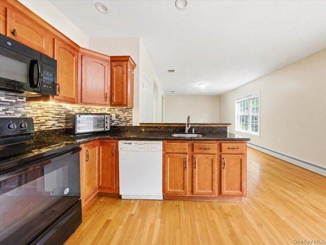 house with 4 bedroom, Middletown NY ES105191510