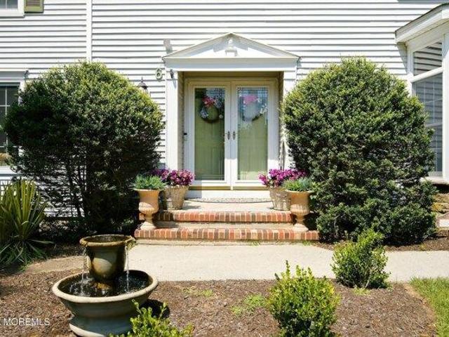 house with 4 bedroom, Middletown NJ ES105140798