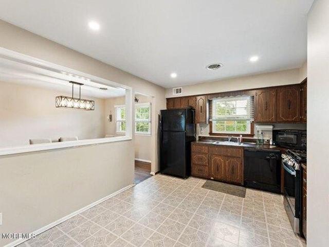 house with 4 bedroom, Middletown NJ ES105140961
