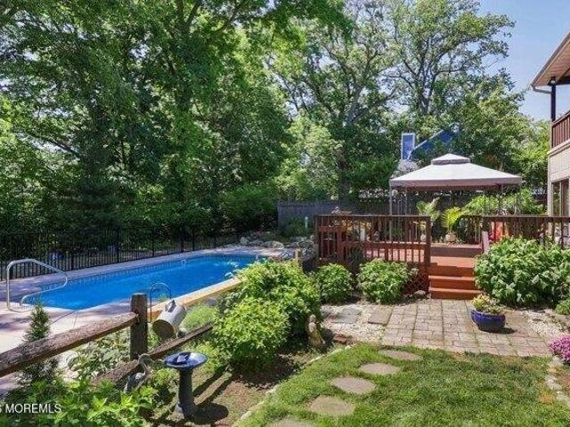 house with 4 bedroom, Middletown NJ ES105142719