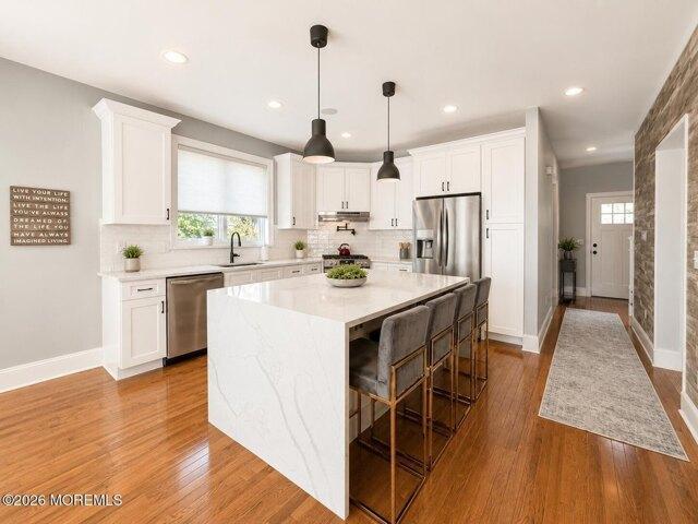 house with 4 bedroom, Middletown NJ ES105173194