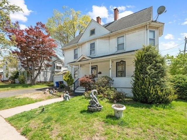 house with 4 bedroom, Middletown CT DLS101782592