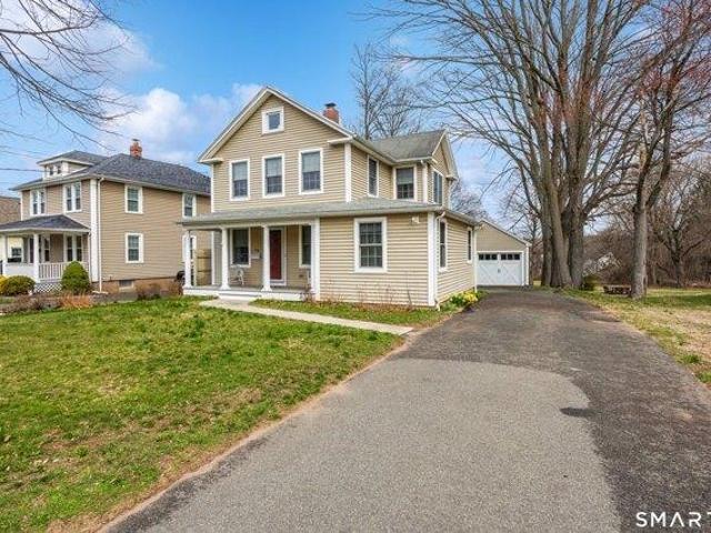 house with 4 bedroom, Middletown CT DLS102156690