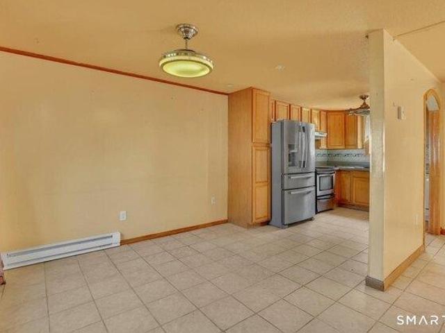 house with 4 bedroom, Middletown CT DS104191417