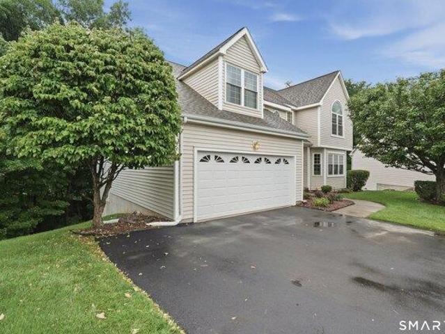 house with 4 bedroom, Middletown CT DS104377117