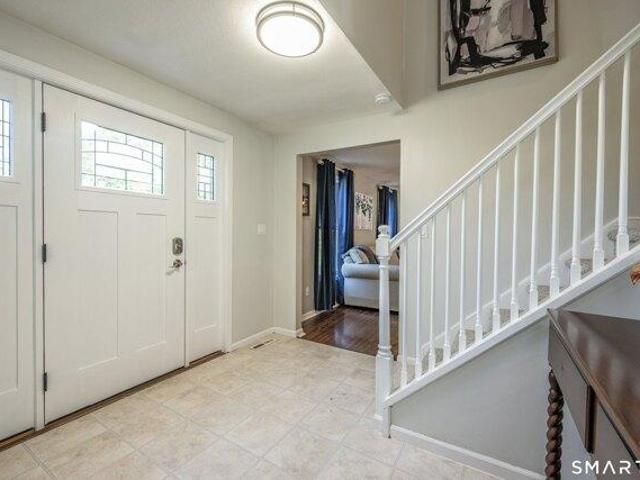 house with 4 bedroom, Middletown CT ES105115318