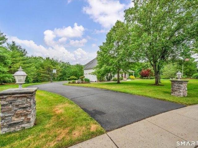 house with 4 bedroom, Middletown CT ES105143623