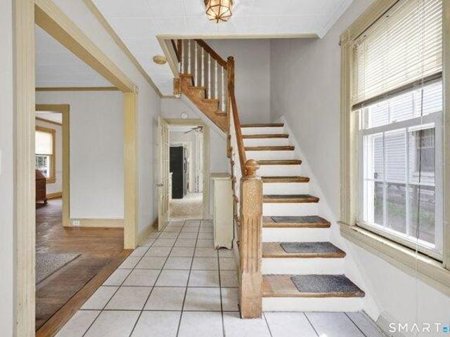 house with 4 bedroom, Middletown CT ES103100227