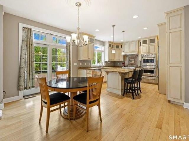 house with 4 bedroom, Middletown CT ES103928551