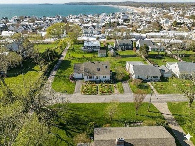 house with 4 bedroom, Middletown RI DS102959887