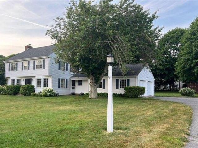 house with 4 bedroom, Middletown RI DS103929684