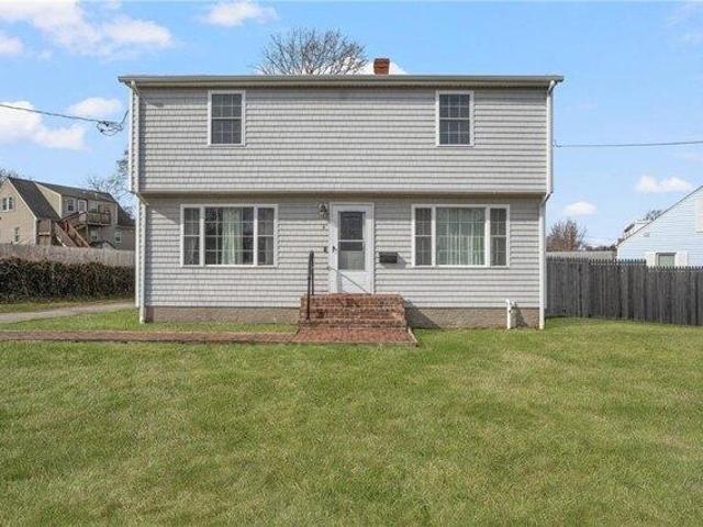house with 4 bedroom, Middletown RI ES103069379