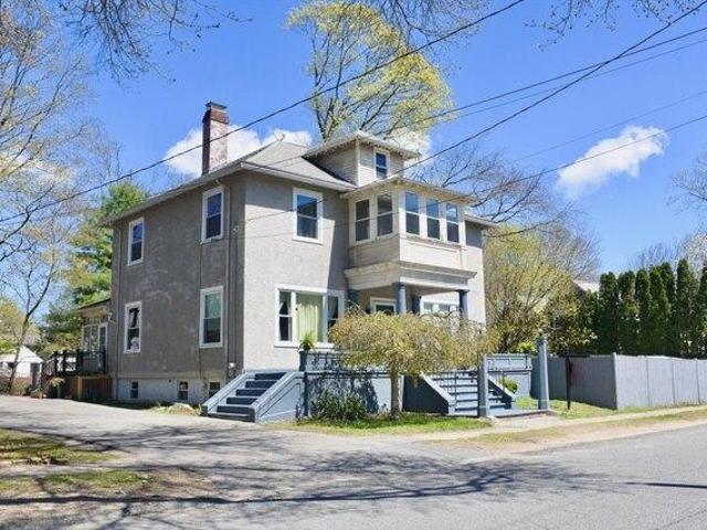 house with 4 bedroom, Middleboro MA DLS101704986