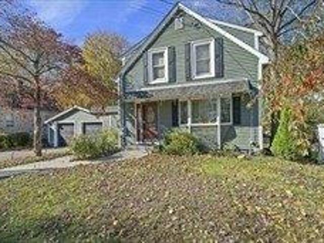 house with 4 bedroom, Middleboro MA DS104077108