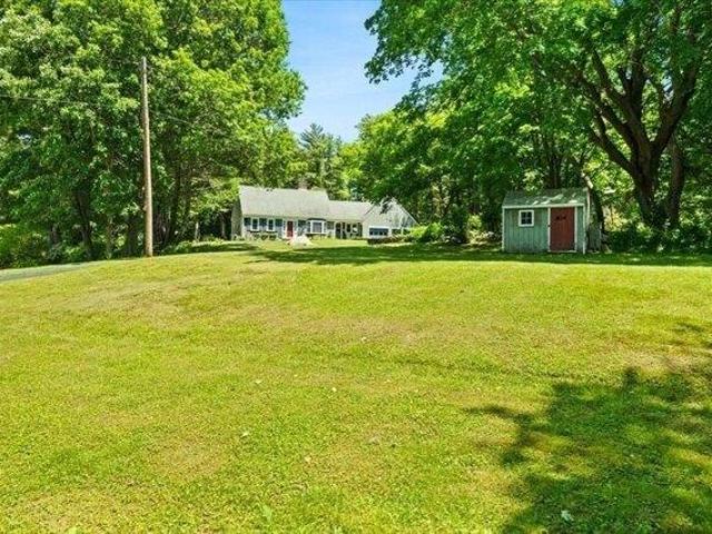 house with 4 bedroom, Middleboro MA ES103662410