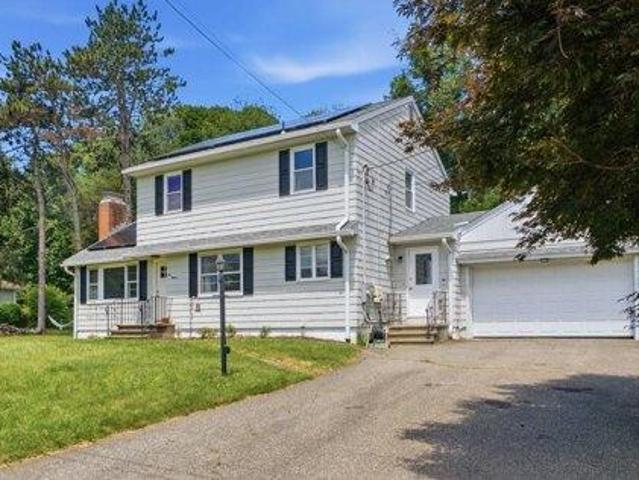 house with 4 bedroom, Middlebury CT DS104236081