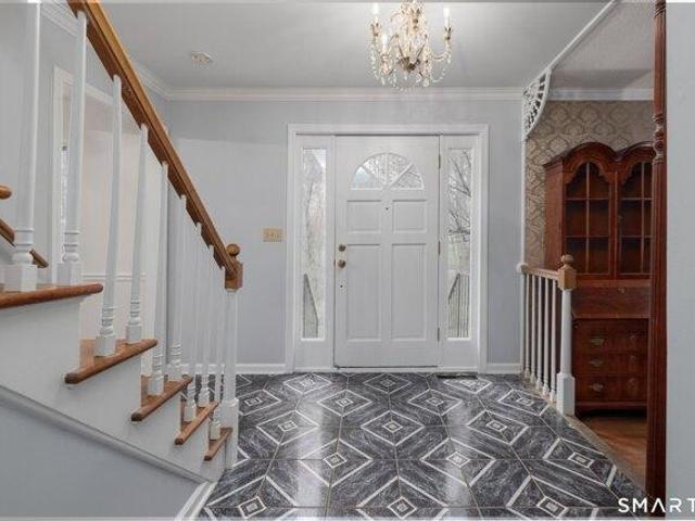 house with 4 bedroom, Middlebury CT ES104299990