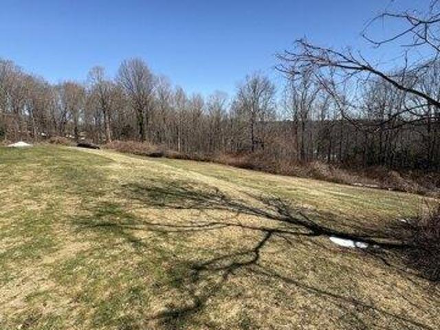 house with 4 bedroom, Middlebury CT ES104332383