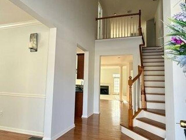 house with 4 bedroom, Middlebury CT ES105172316