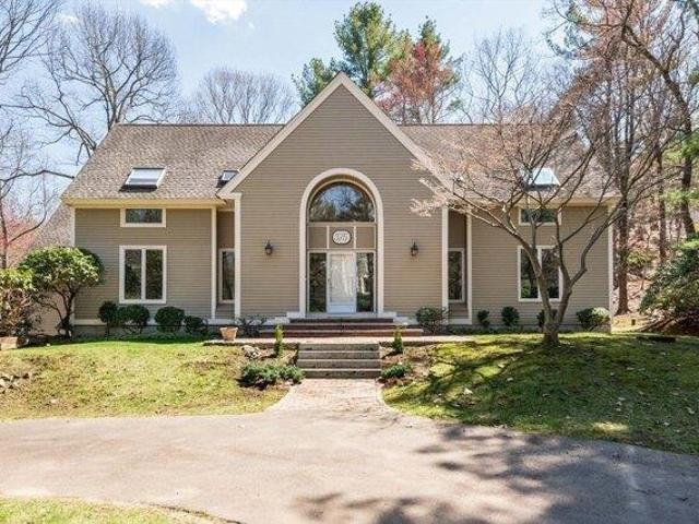 house with 4 bedroom, Milton MA DLS102762296