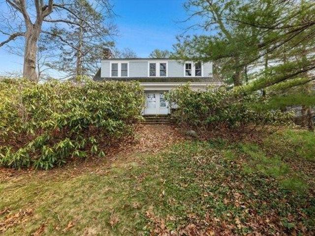 house with 4 bedroom, Milton MA DLS102775781