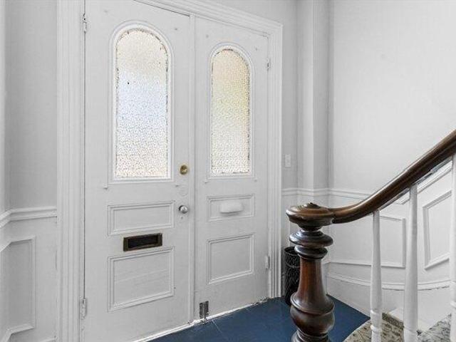 house with 4 bedroom, Milton MA ES102827556