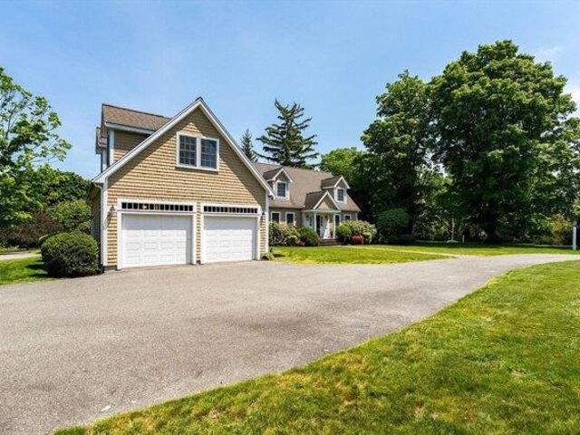 house with 4 bedroom, Milton MA ES103247244