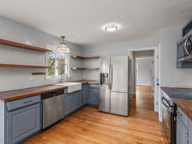 house with 4 bedroom, Milton MA ES105095553