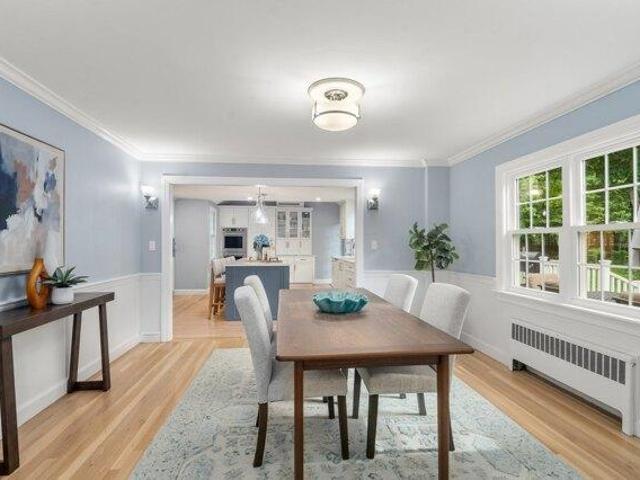 house with 4 bedroom, Milton MA ES105399771