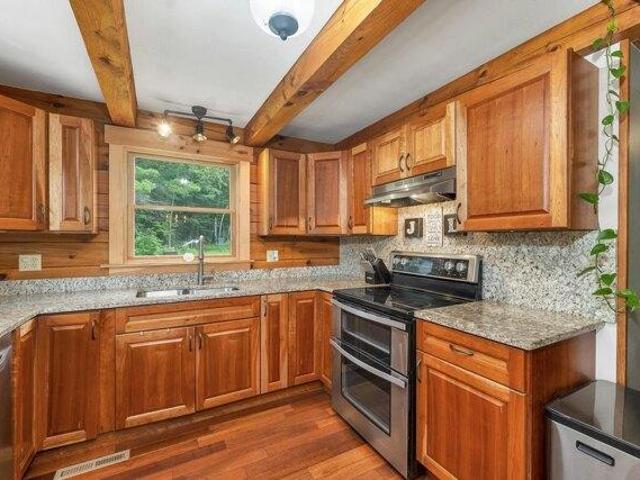 house with 4 bedroom, Milton NH ES103968049