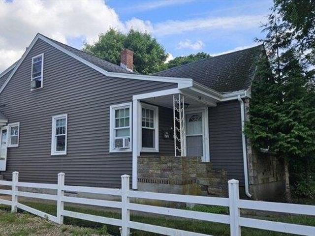house with 4 bedroom, Milford MA DS104329397