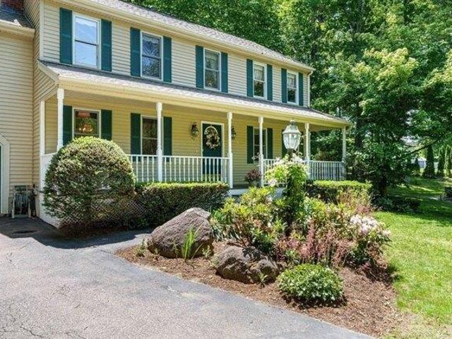 house with 4 bedroom, Milford MA ES104720228