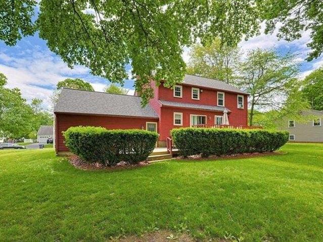 house with 4 bedroom, Milford MA ES103443510