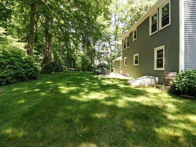 house with 4 bedroom, Milford MA ES103885043