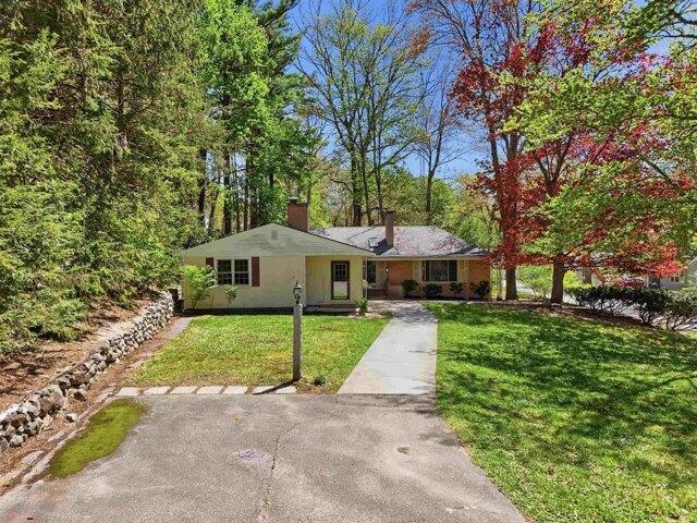 house with 4 bedroom, Milford NH DS103188730
