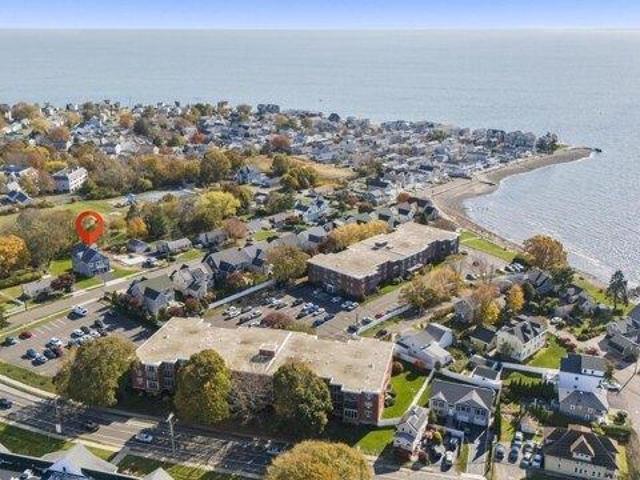 house with 4 bedroom, Milford CT DLS101658115
