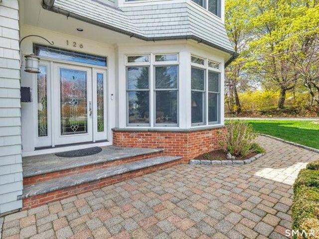 house with 4 bedroom, Milford CT DLS102217995