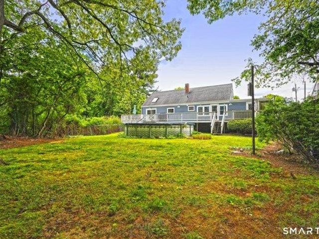 house with 4 bedroom, Milford CT DLS102775576