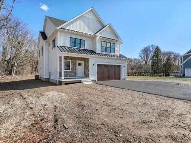 house with 4 bedroom, Milford CT DLS89417315