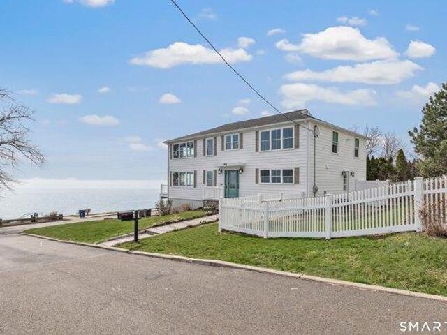 house with 4 bedroom, Milford CT DS102317856