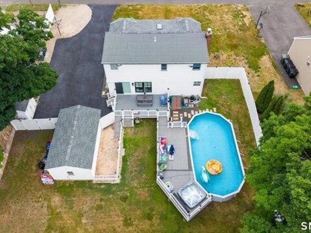 house with 4 bedroom, Milford CT DS103928765