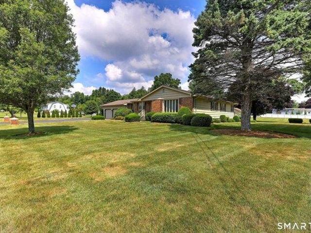 house with 4 bedroom, Milford CT ES104261721