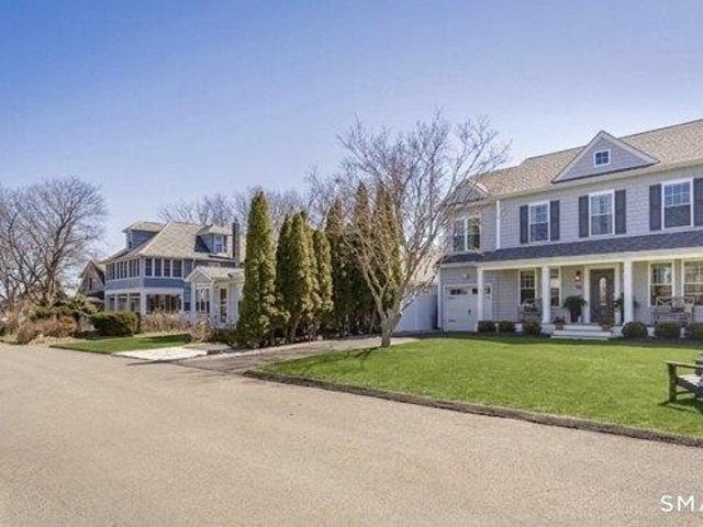 house with 4 bedroom, Milford CT ES104853260