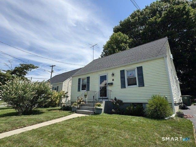 house with 4 bedroom, Milford CT ES105127400