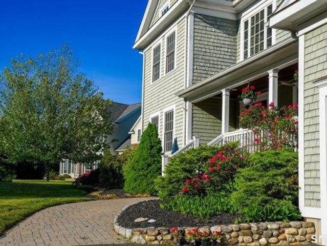 house with 4 bedroom, Milford CT ES105123611