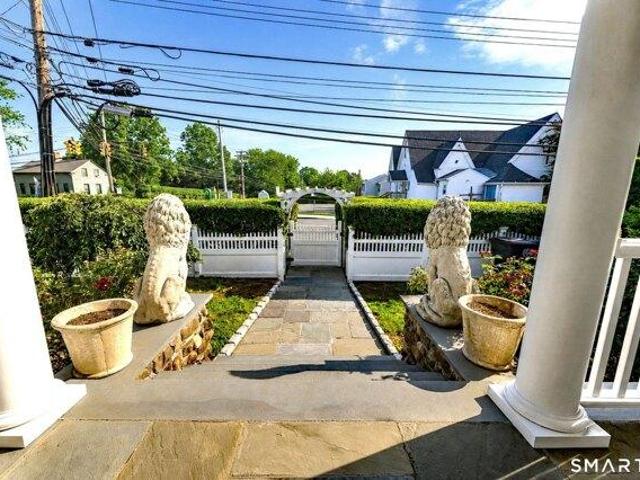 house with 4 bedroom, Milford CT ES105142030