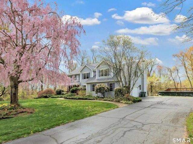 house with 4 bedroom, Milford CT ES105157685