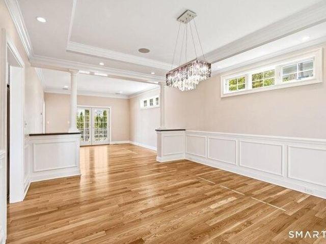 house with 4 bedroom, Milford CT ES105207345
