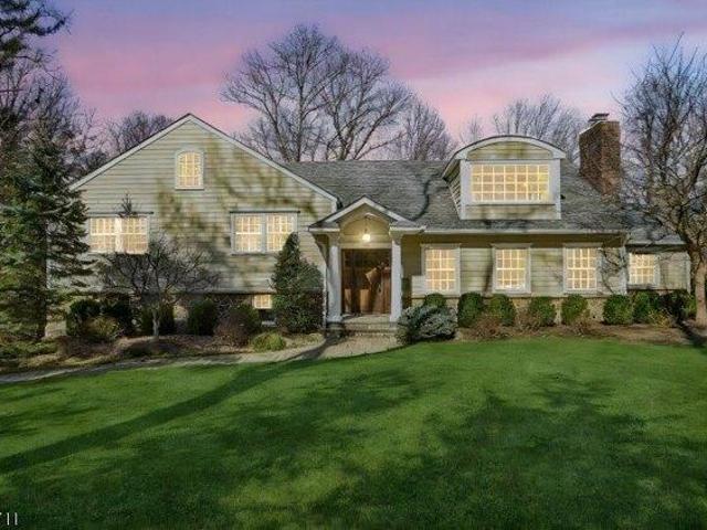 house with 4 bedroom, Millburn NJ DS101799217